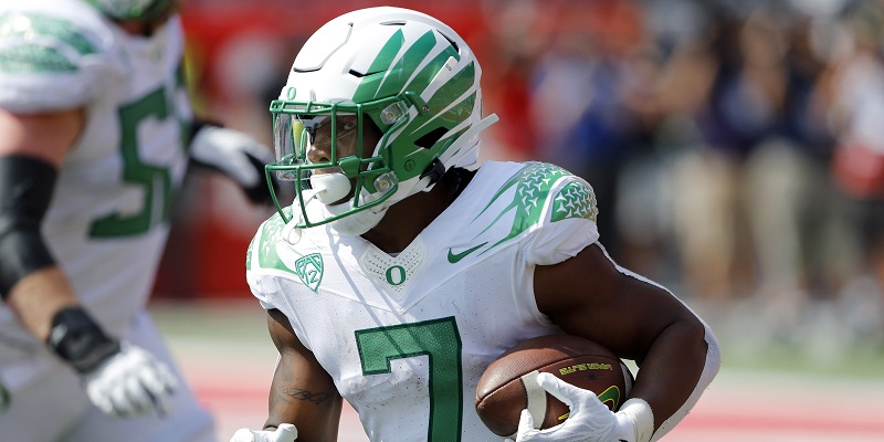 Oregon Ducks RB CJ Verdell to miss rest of season