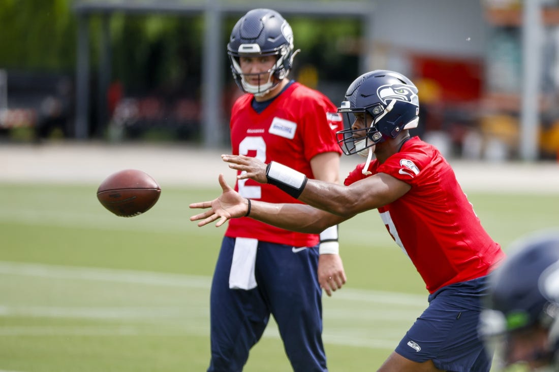 Drew Lock returns, Seahawks not rushing QB call - Field Level Media ...