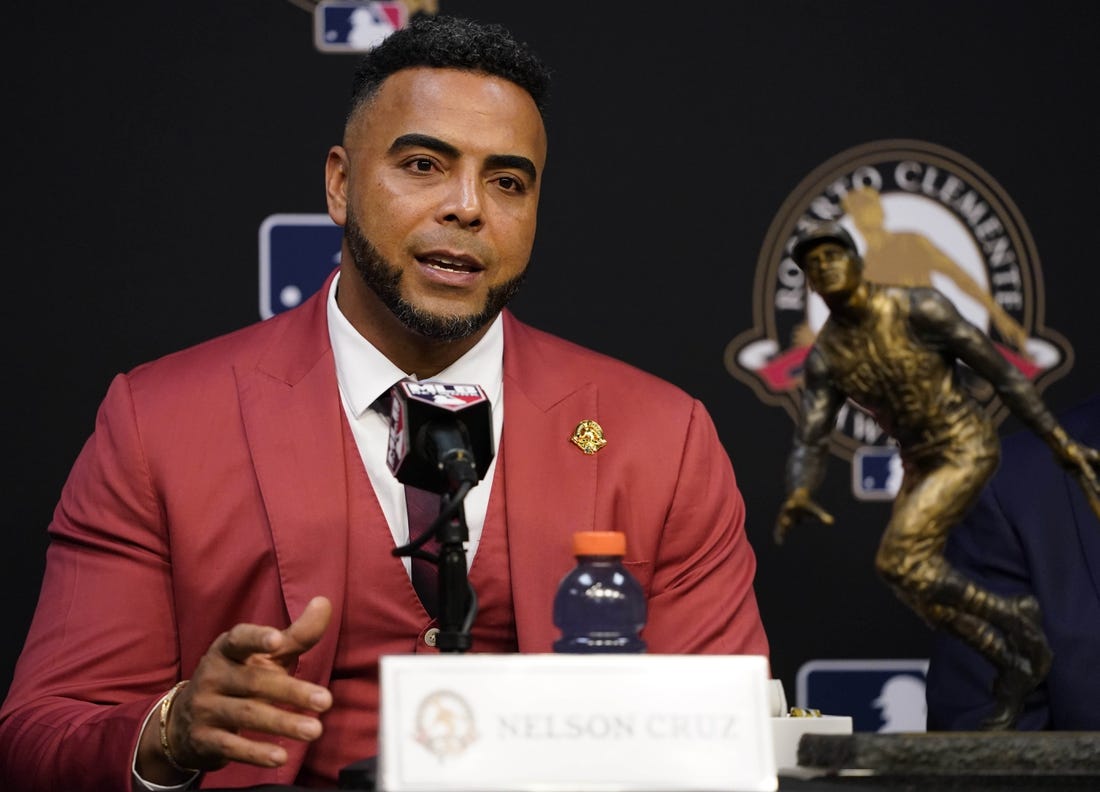 Sixteen first-timers among Roberto Clemente Award nominees - Field ...