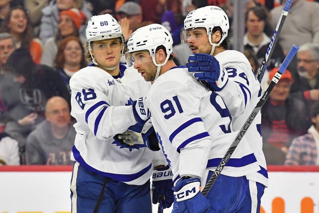 Maple Leafs, Rangers meet on the heels of big victories - Field Level ...