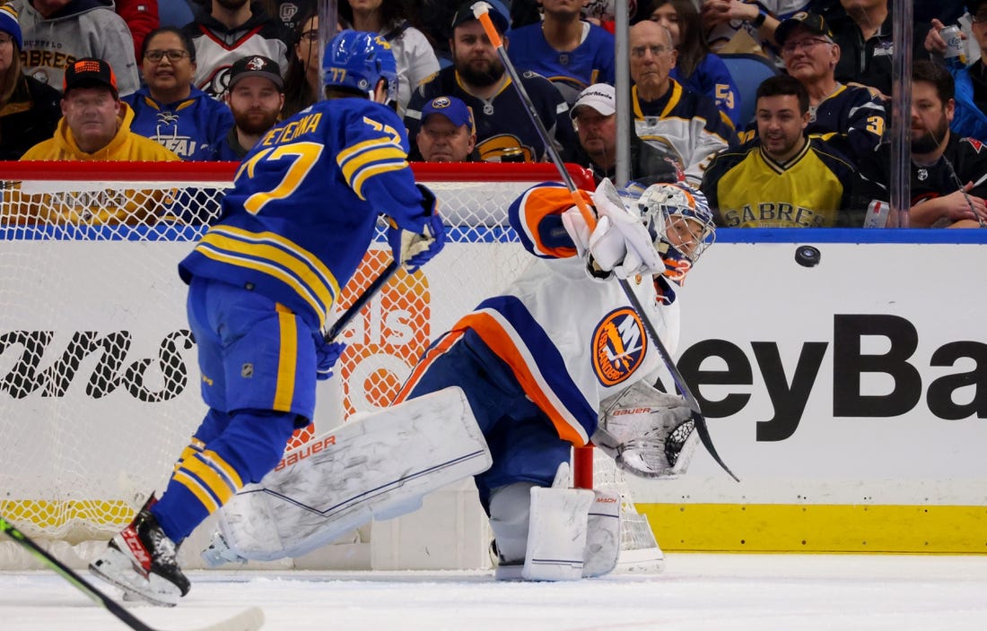 Dylan Cozens, Sabres edge Islanders in OT - Field Level Media ...