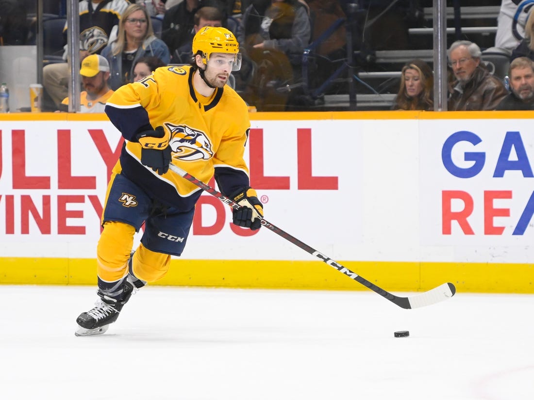 Predators F Tommy Novak signs one-year extension - Field Level Media ...