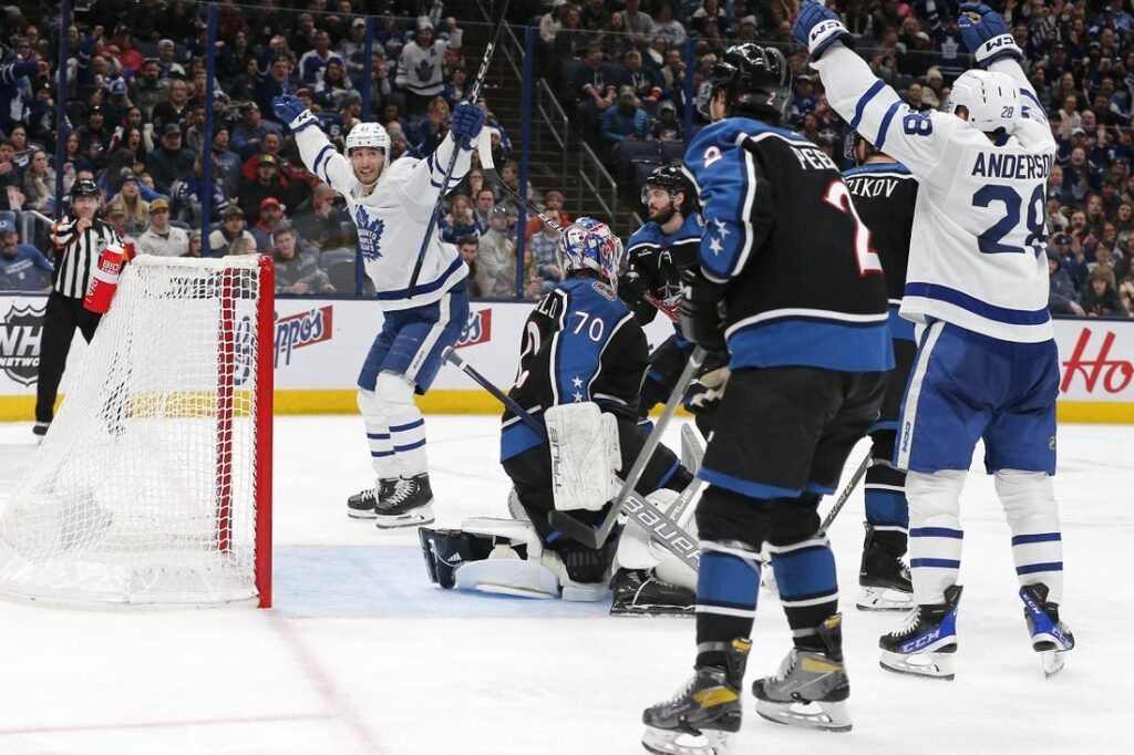 Maple Leafs chase two-game sweep of Blue Jackets - Field Level Media ...