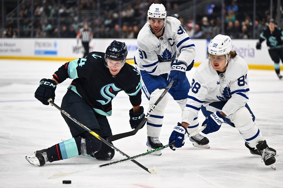 Slumping Kraken face reeling Blues - Field Level Media - Professional ... Slumping Kraken face reeling Blues - Field Level Media - Professional ...