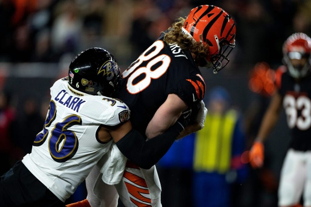 Reports: Jets acquire S Chuck Clark from Ravens - Field Level Media ...