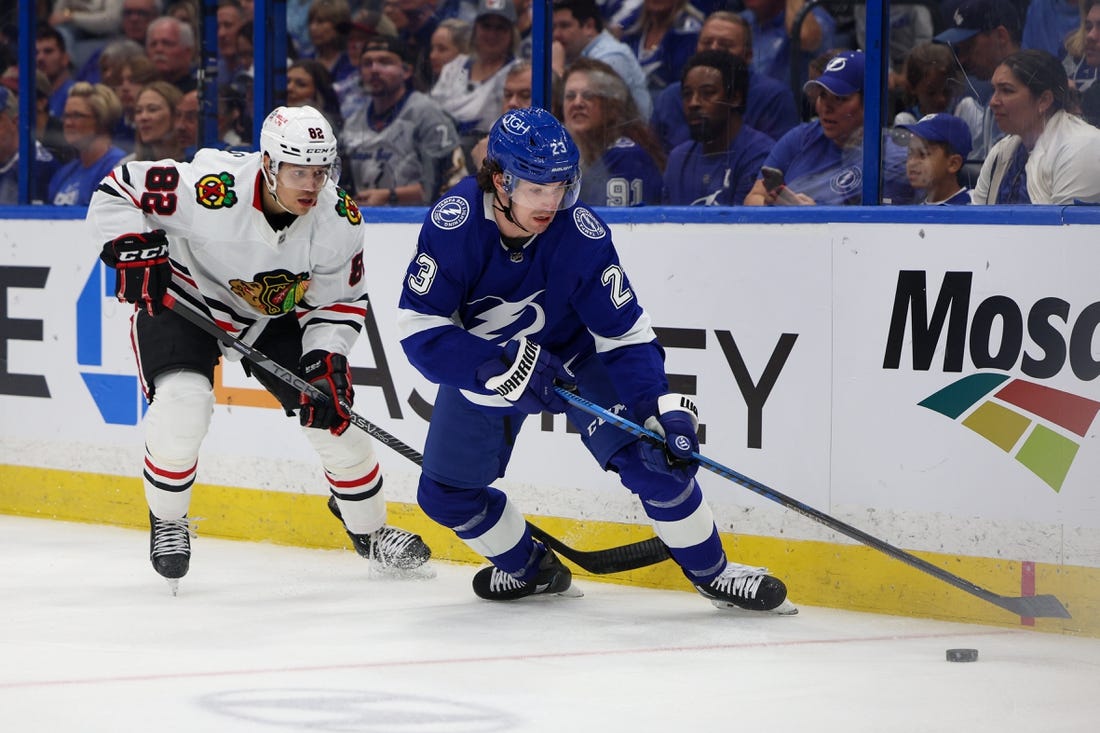 Lightning down Blackhawks but lose Steven Stamkos to injury - Field ...