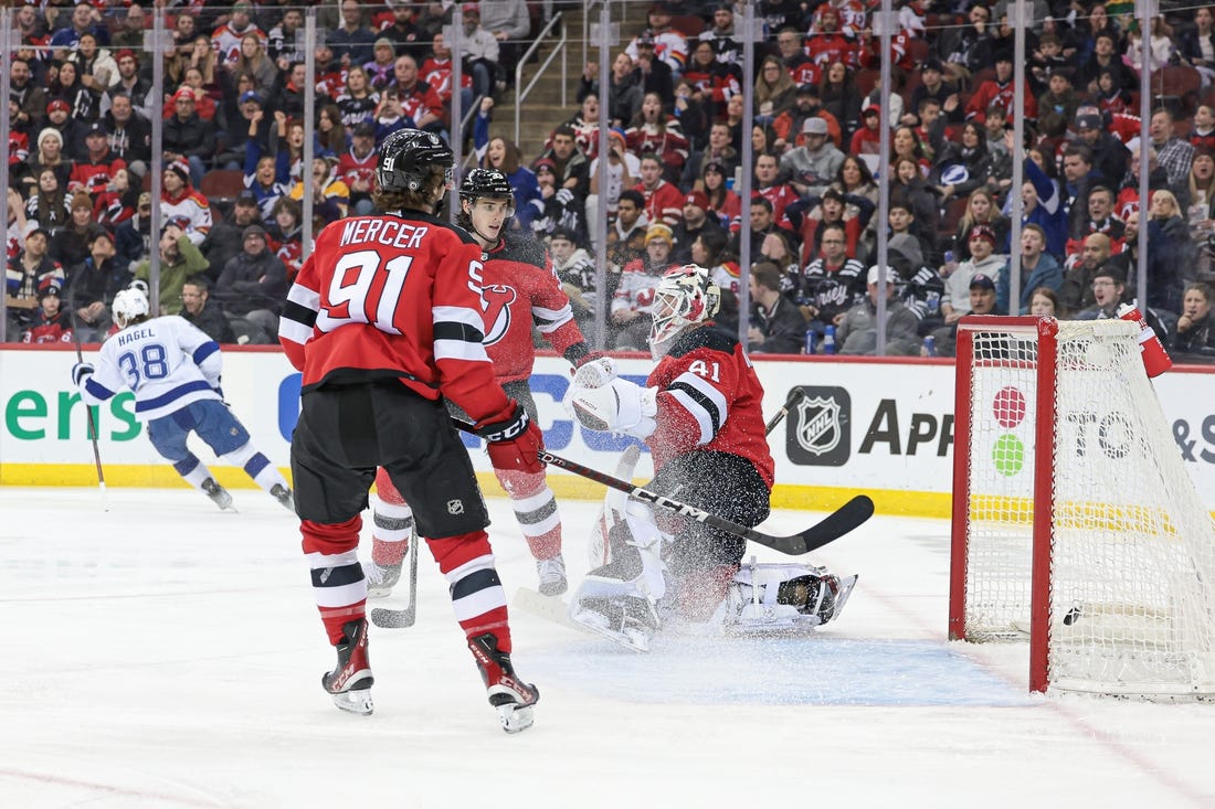 Early success vs. Devils might foretell more good for Lightning - Field ...