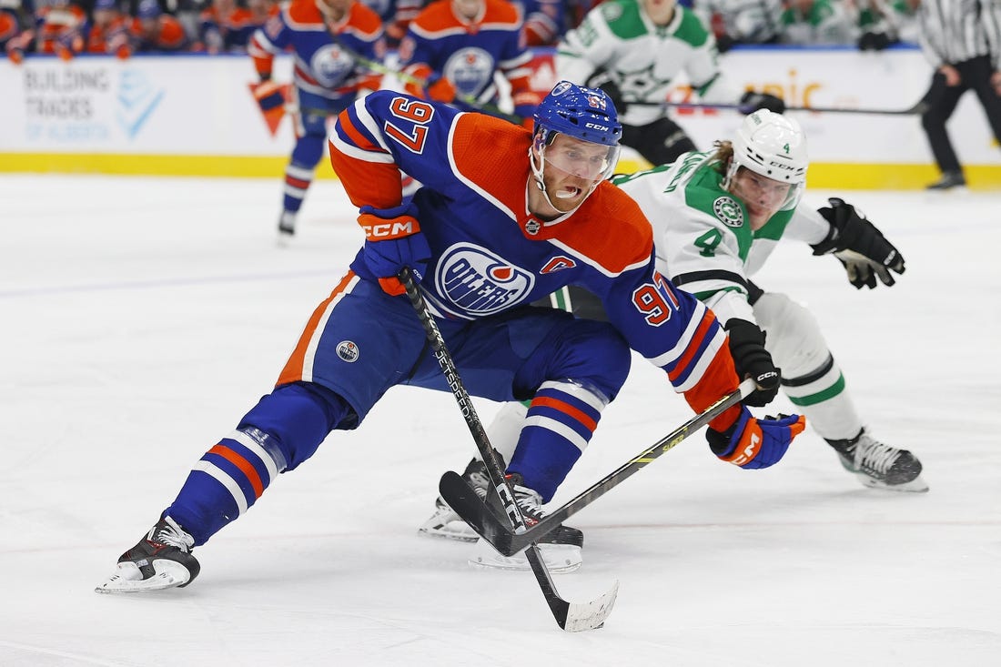Mattias Janmark's two goals leads Oilers over Stars - Field Level Media ...