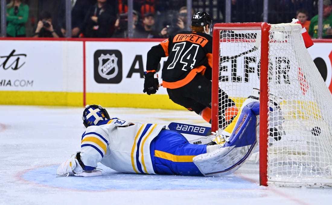 NHL roundup: Owen Tippett's hat trick lifts Flyers over Sabres - Field ...