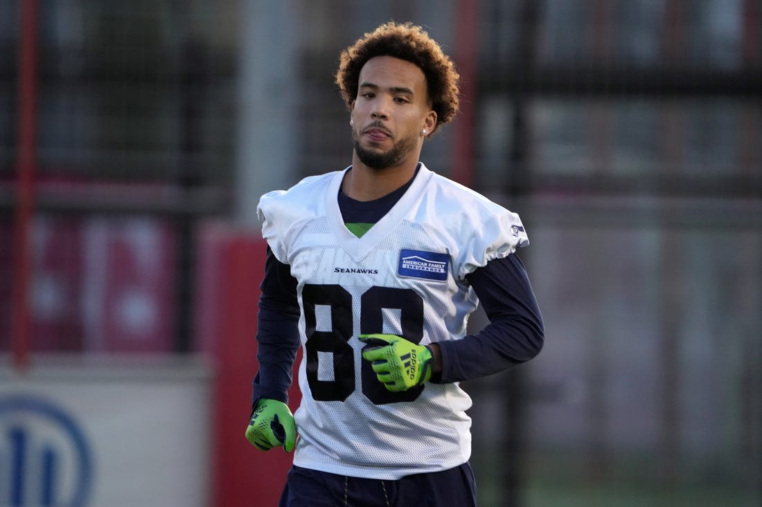 Seahawks WR Cade Johnson sustains concussion - Field Level Media ...