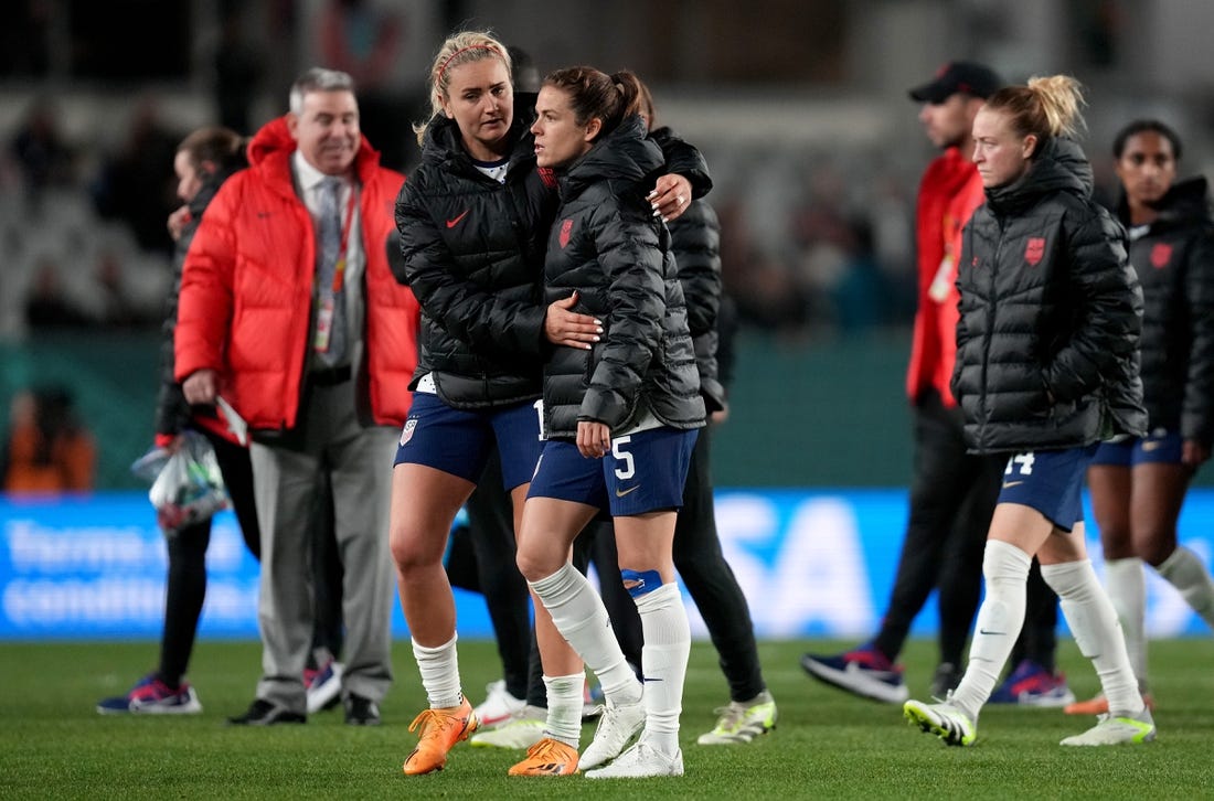 Eager USWNT resets: 'We're playing for these pressure cookers' - Field ...