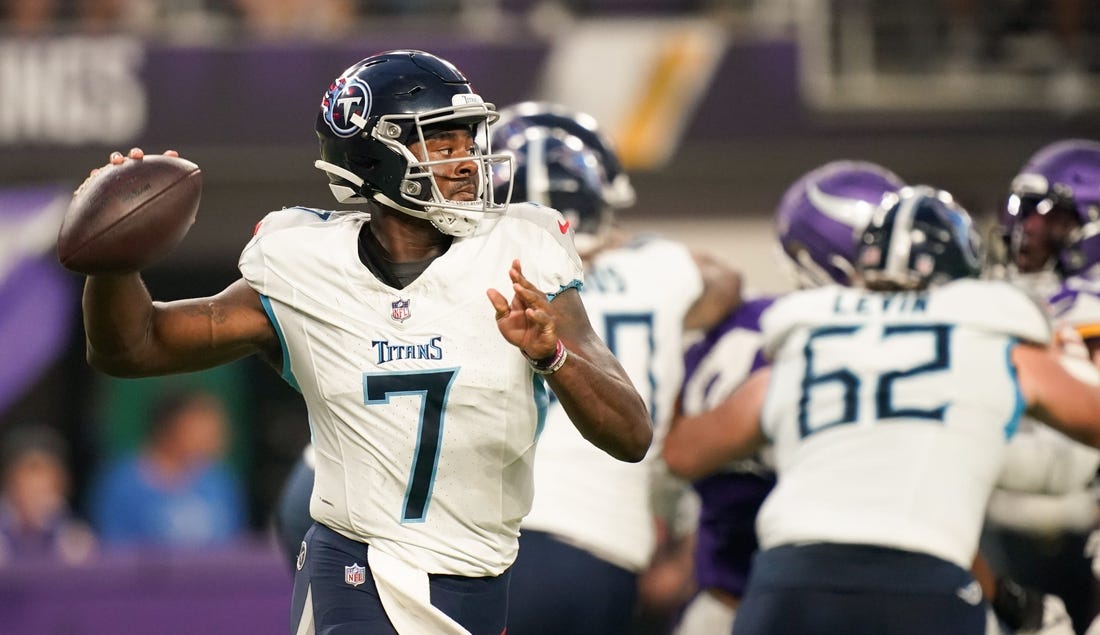 Malik Willis, Julius Chestnut lead Titans past Vikings - Field Level ...