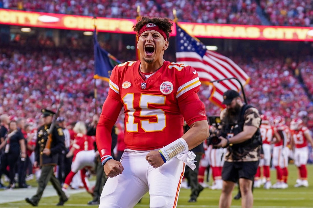 Agent: Chiefs restructure QB Patrick Mahomes' megadeal - Field Level ...