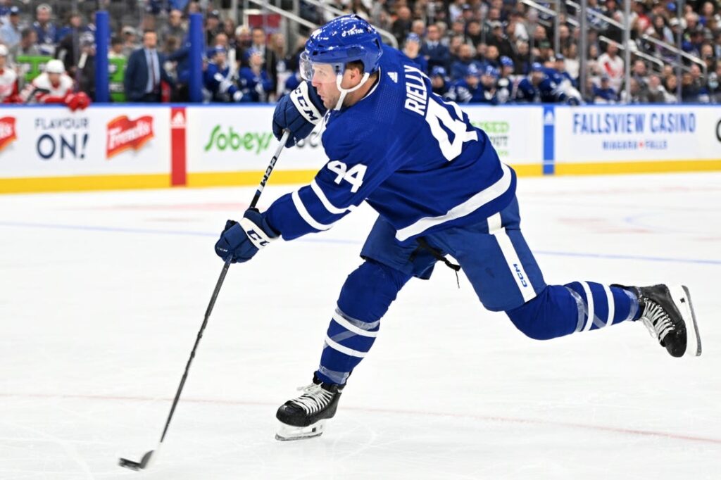 Maple Leafs thinking big ahead of season opener vs. rival Habs - Field ...