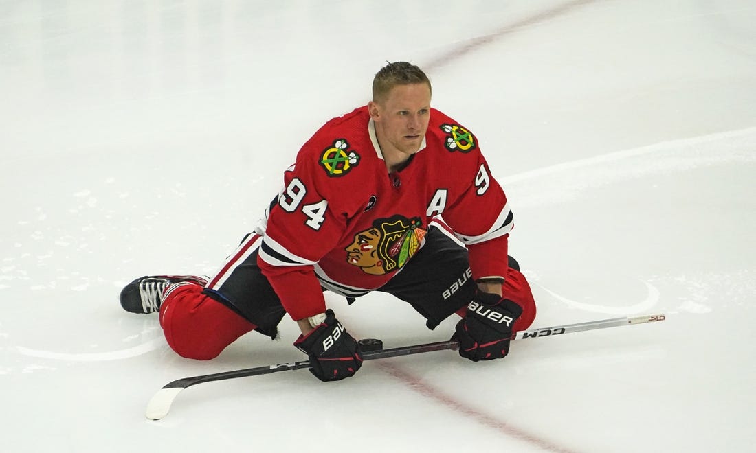 Blackhawks put Corey Perry on unconditional waivers - Field Level Media ...