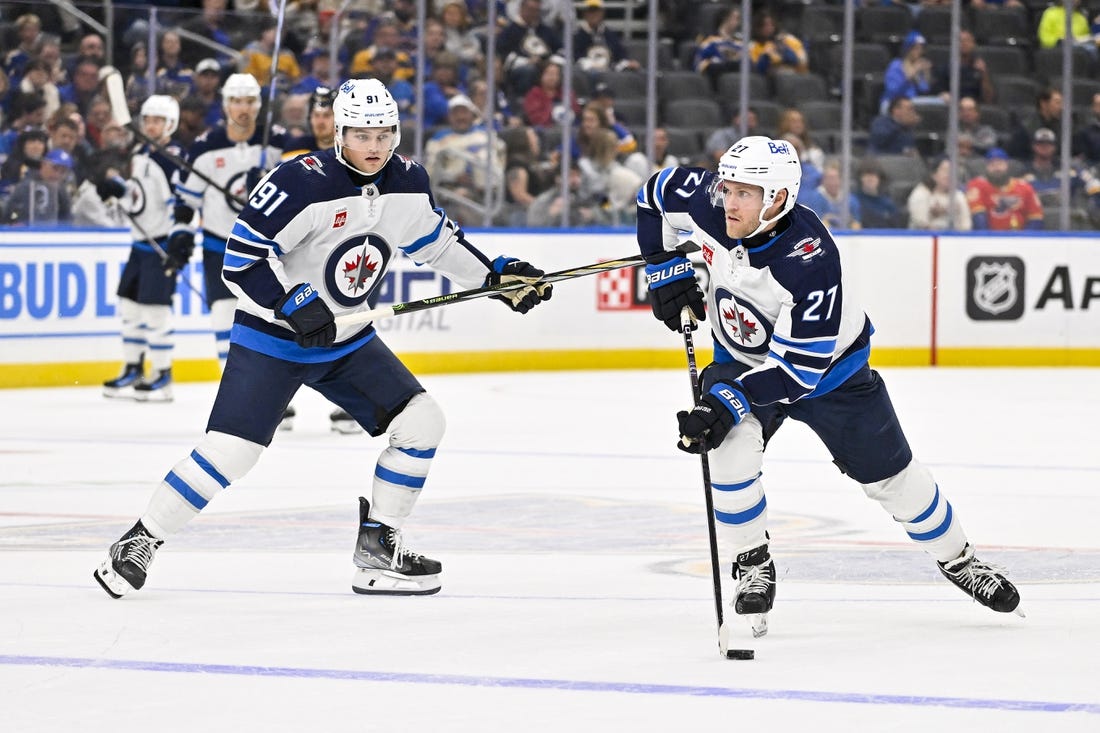 Jets try to keep dominating division, clash with Predators - Field ...