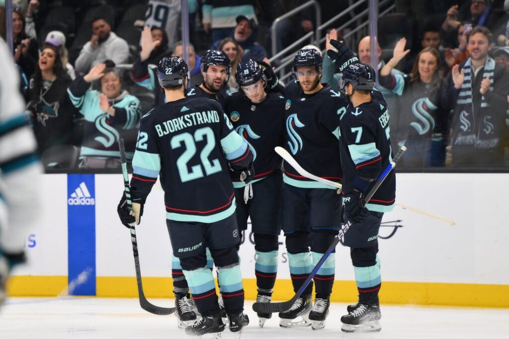 Eeli Tolvanen tallies twice as Kraken maul Sharks - Field Level Media - Professional sports ...