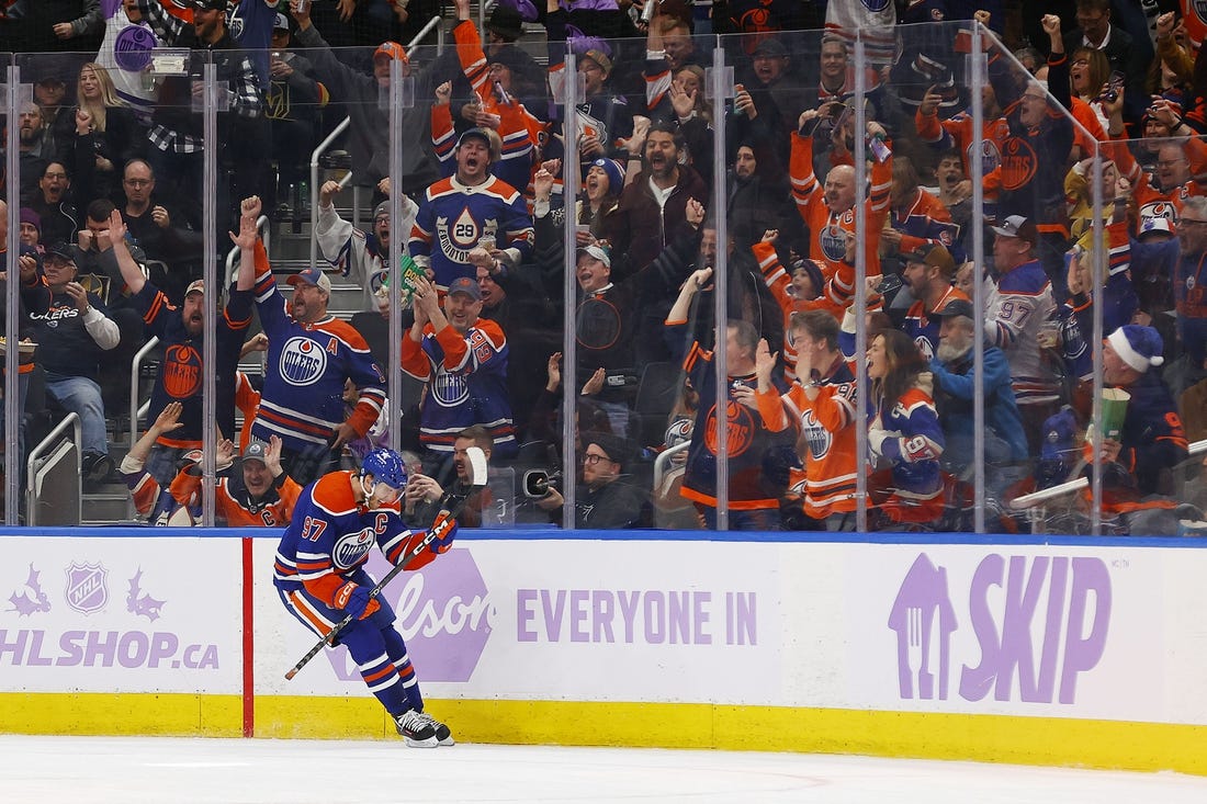 Oilers look to keep up win streak, visit flailing Jets - Field Level ...