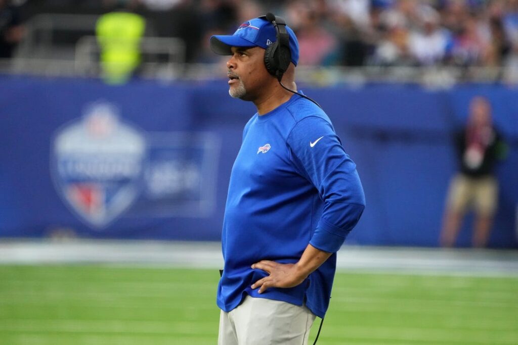 Report: Bears to hire Eric Washington as defensive coordinator - Field ...