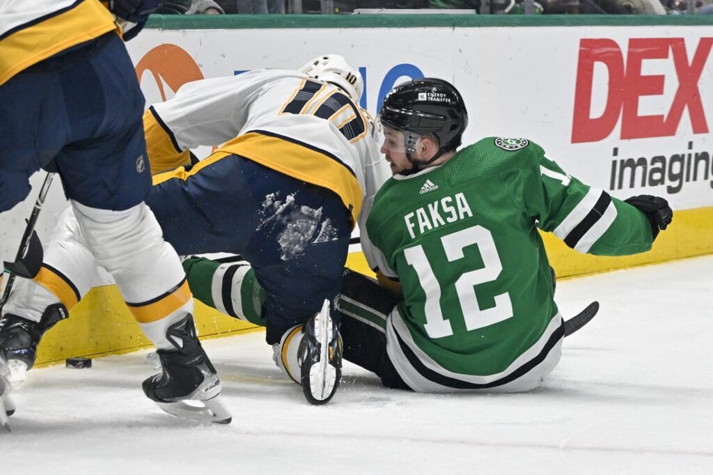 Filip Forsberg scores twice as Predators edge Stars - Field Level Media ...