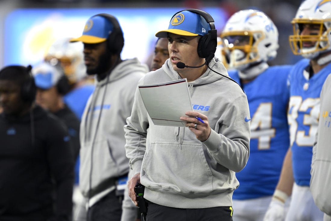 Reports: Eagles expected to tab Kellen Moore as OC - Field Level Media ...
