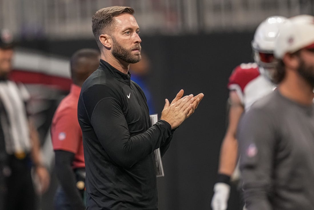 Report: Kliff Kingsbury lands Commanders' OC position - Field Level ...