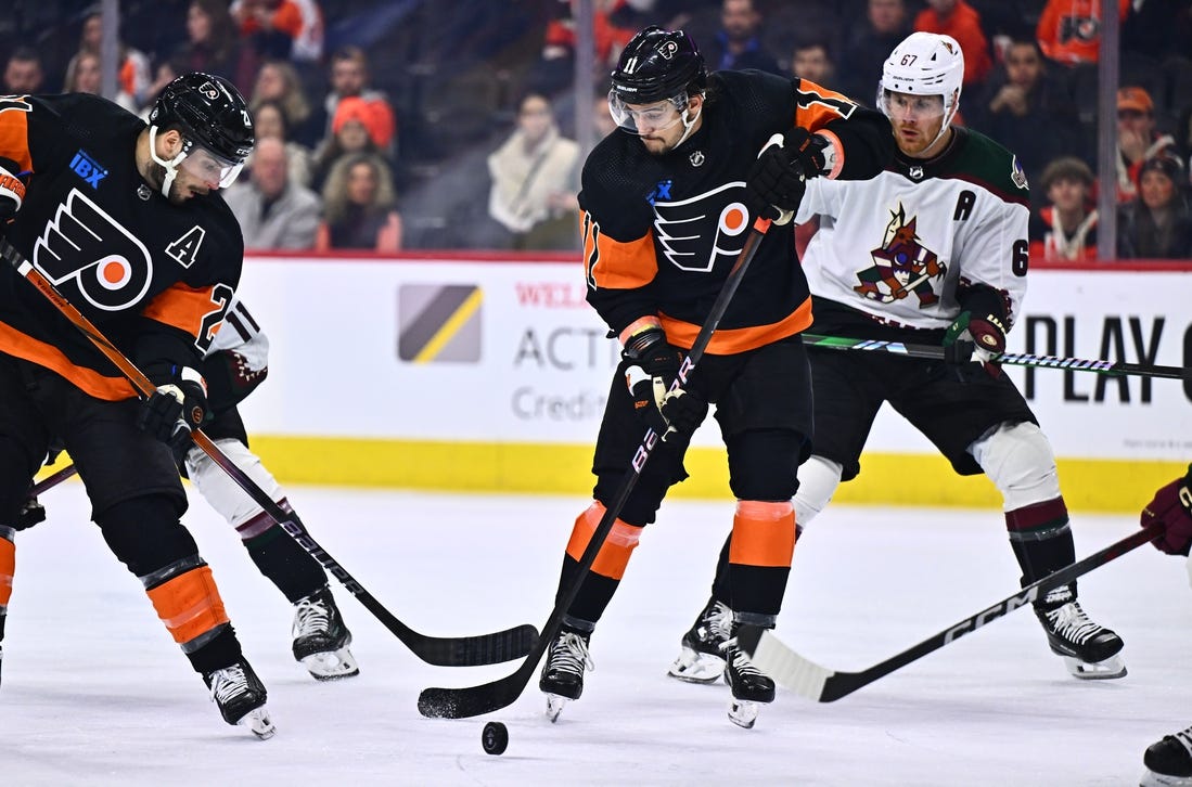 Flyers, Devils take it outside for 'Stadium' matchup - Field Level Media - Professional sports ...