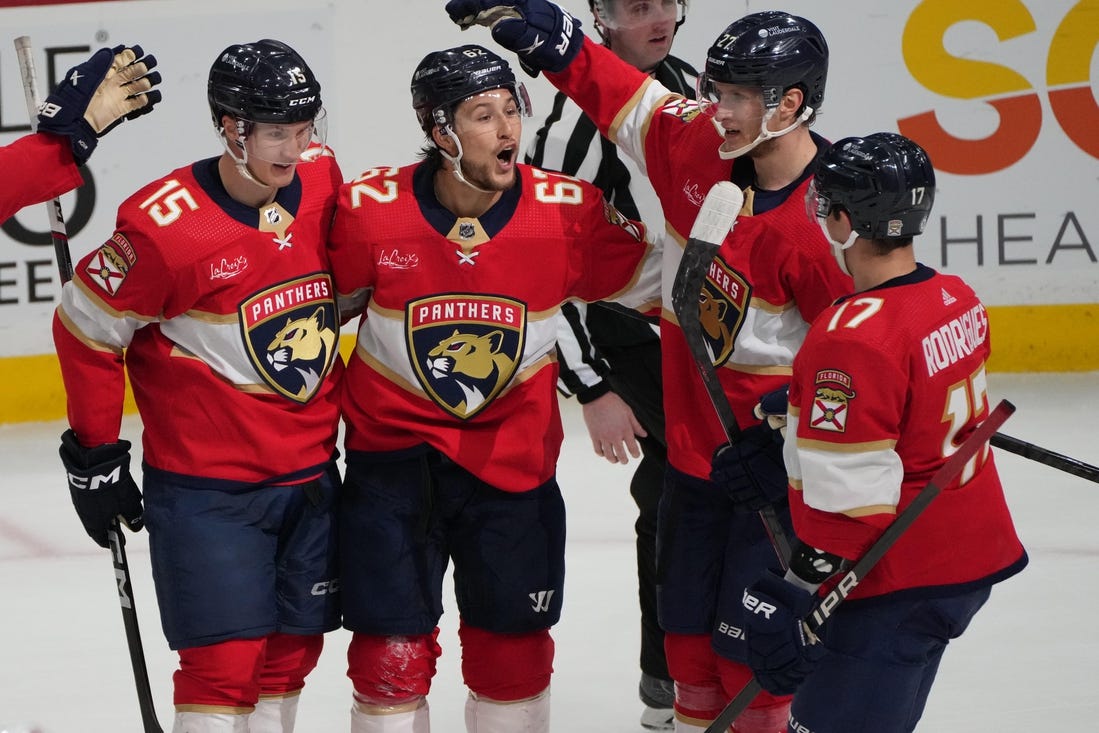 Panthers extend streak with OT win over Senators - Field Level Media ...