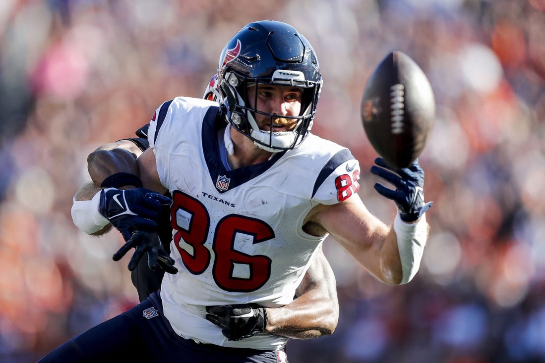 Report: Texans keep TE Dalton Schultz on 3-year, $36M deal - Field ...
