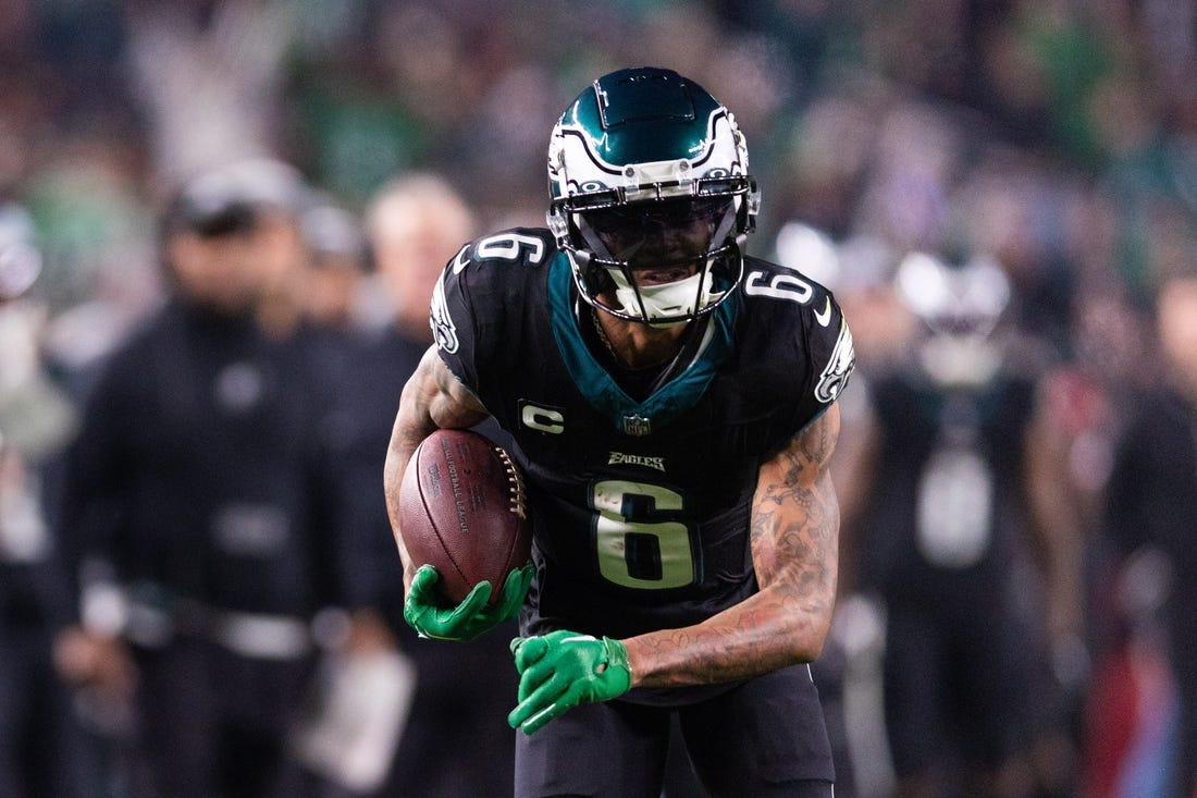 Report: Eagles WR DeVonta Smith next in line for payday - Field Level ...