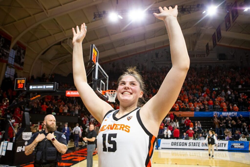 Oklahoma lands coveted transfer Raegan Beers from Oregon St. - Field ...