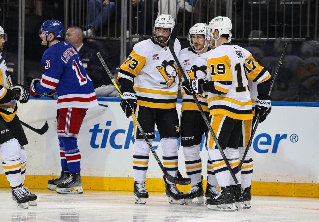 Sidney Crosby (3 points), Penguins cool off Rangers - Field Level Media ...