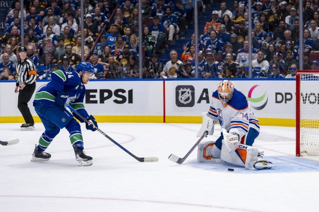 Evan Bouchard's OT tally lifts Oilers over Canucks in Game 2 - Field Level Media - Professional ...