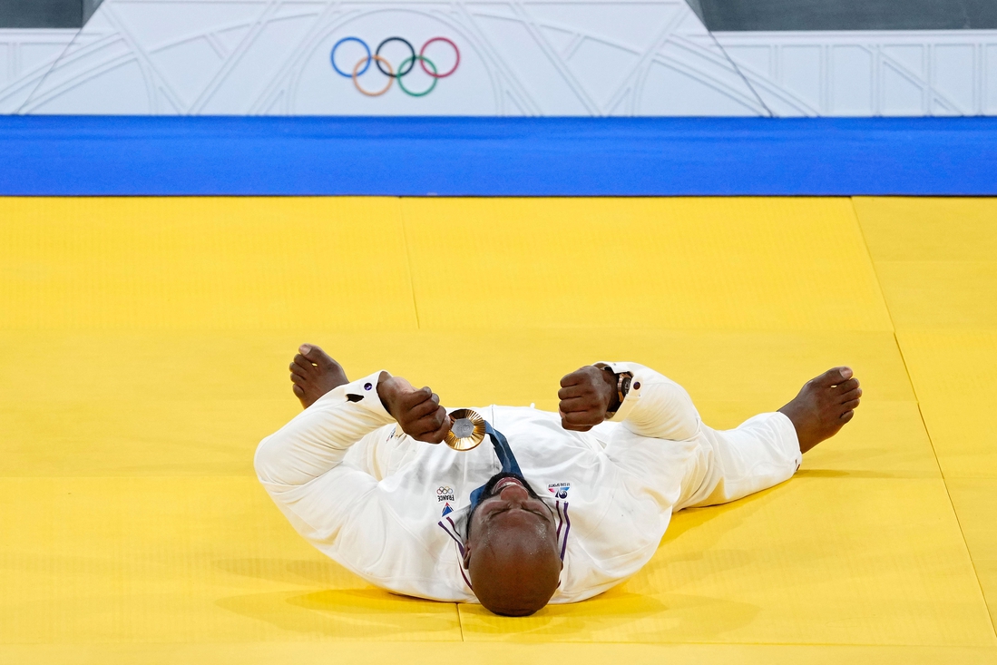France's Teddy Riner wins fifth gold medal in judo - Field Level Media ...