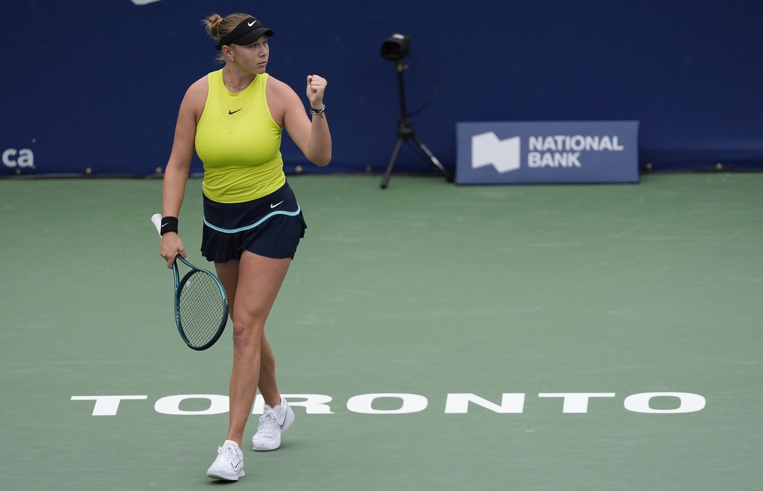 Amanda Anisimova shocks Aryna Sabalenka in Toronto - Field Level Media ...