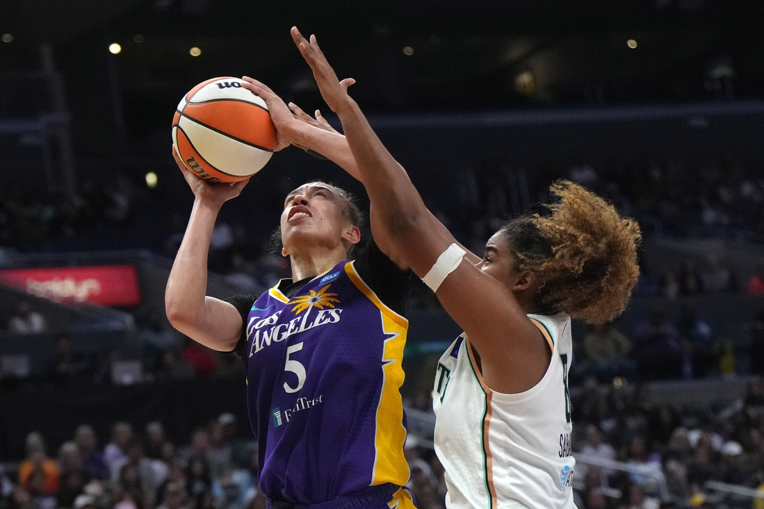 Sparks look to ride momentum into matchup with Dream - Field Level ...