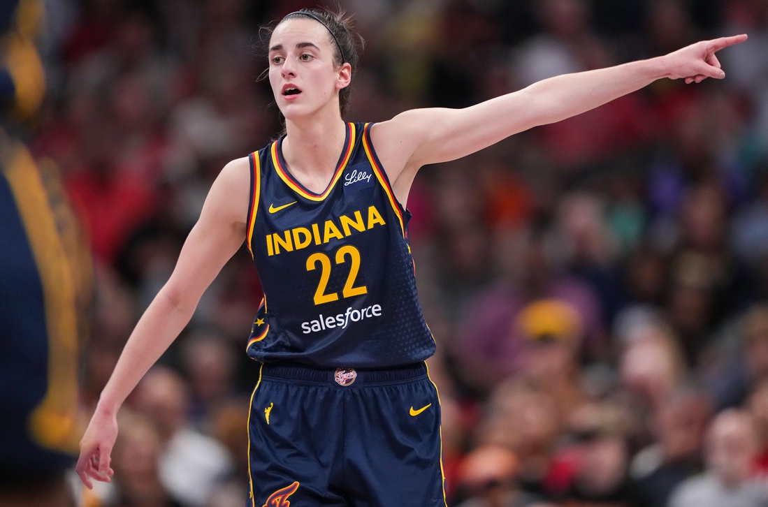 Caitlin Clark gets 2nd career triple-double as Fever top Sparks - Field Level Media ...