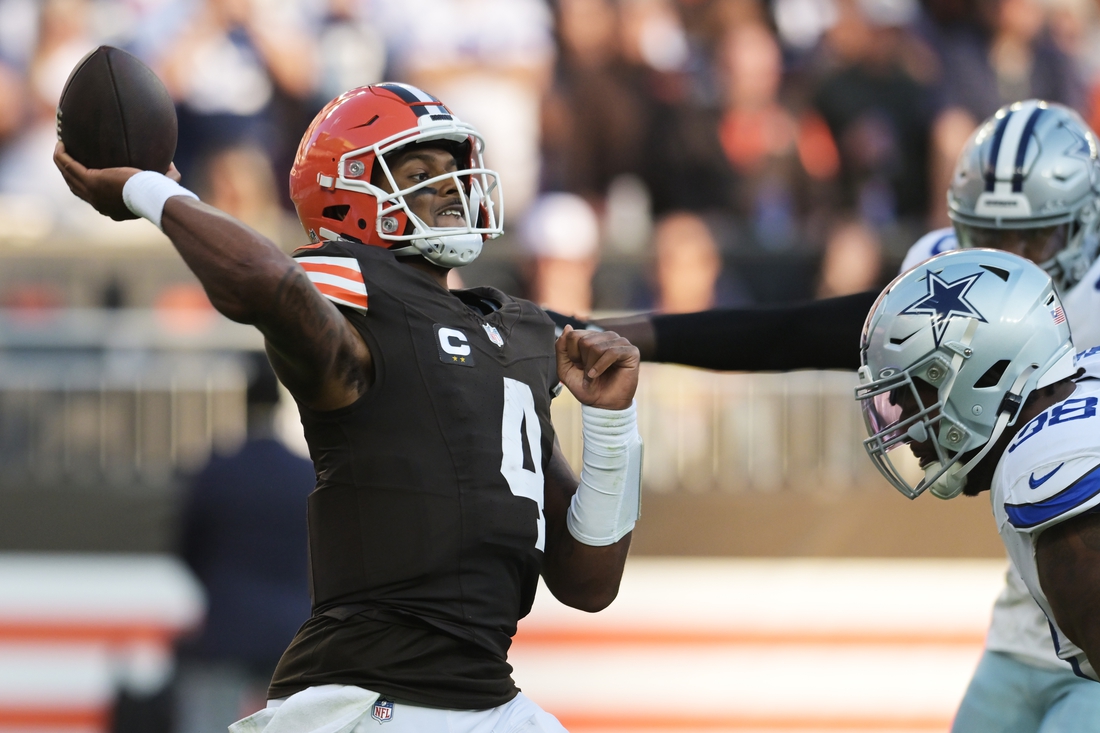 Browns QB Deshaun Watson played despite death of father, close friend - Field Level Media ...