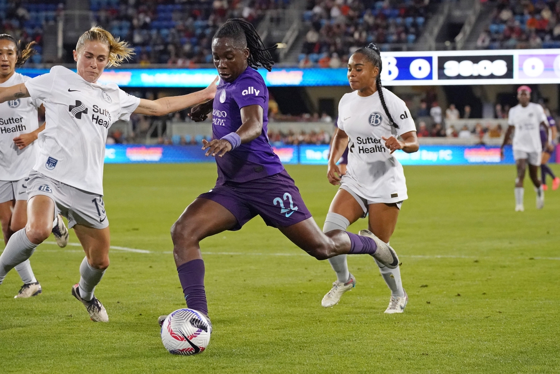 Anna Moorhouse's record-setting effort helps Pride top Bay FC - Field ...