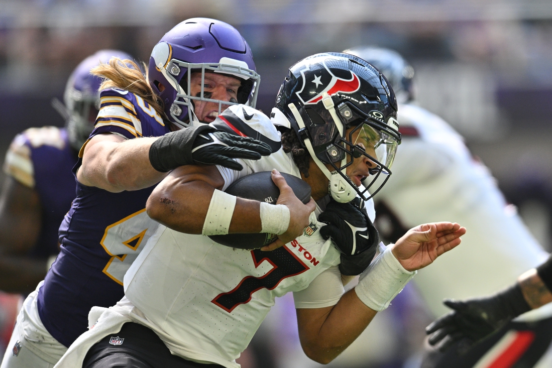 Vikings vault to 3-0 with rout of Texans - Field Level Media ...