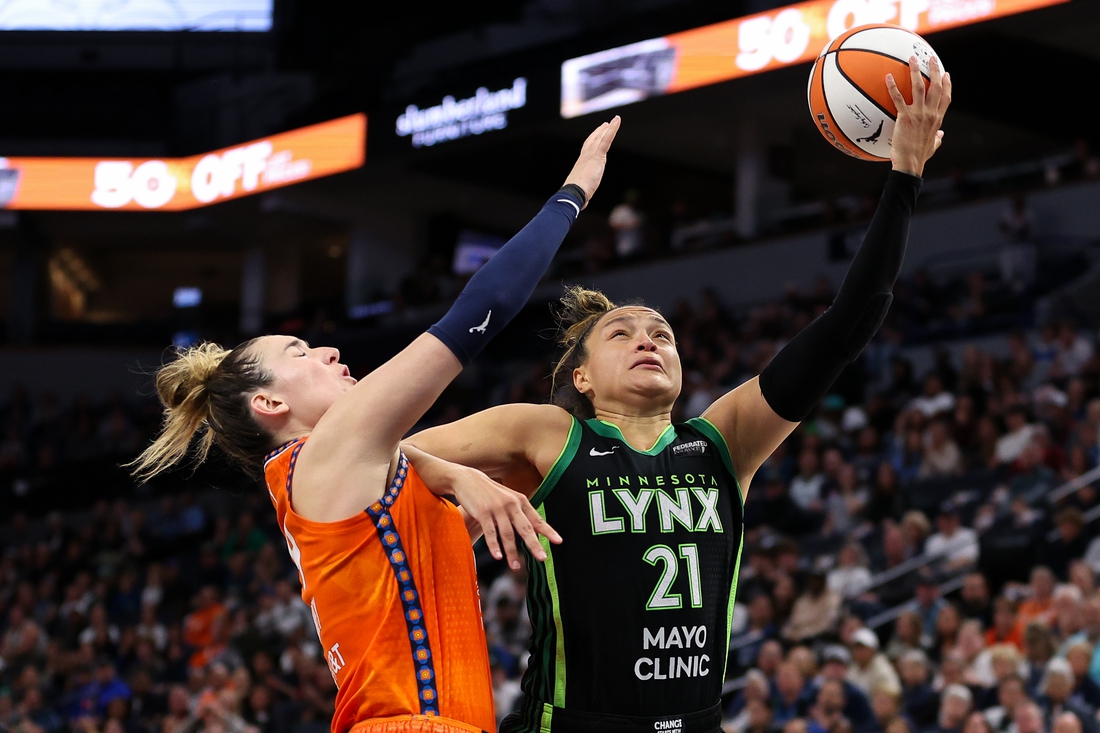 Lynx stifle Sun in Game 2 to even series - Field Level Media ...