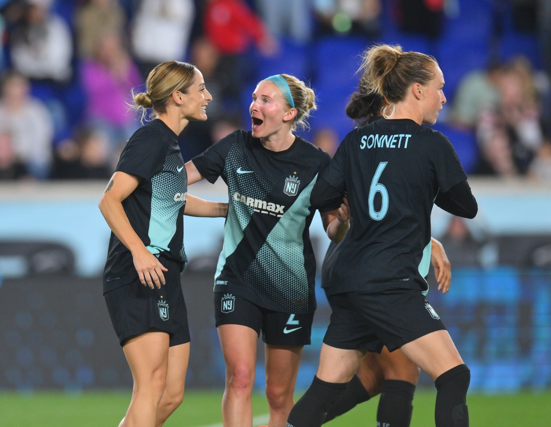 MWSL roundup: Gotham FC score four 2nd-half goals to power past Bay FC ...