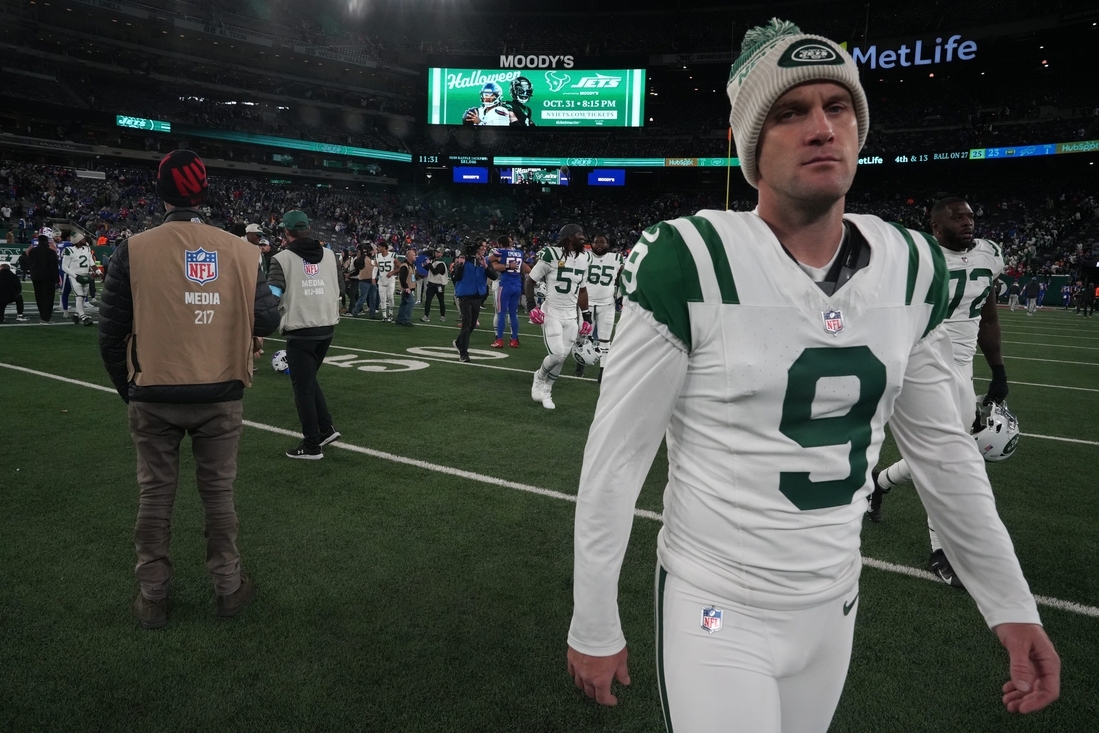 Report: Jets sign 2 kickers to practice squad ahead of 'TNF' - Field ...
