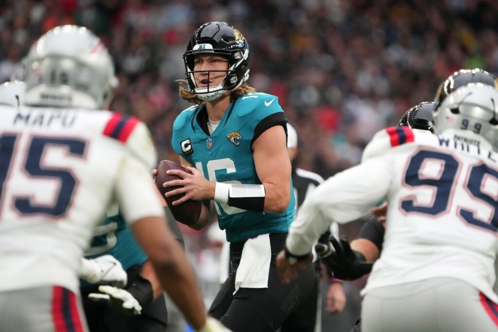 Tank Bigsby, Jaguars jolt Patriots in London - Field Level Media ...