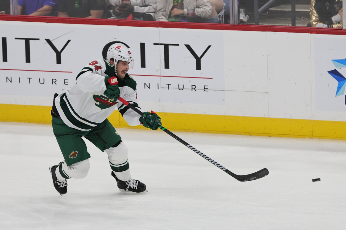 Minnesota seeks to continue Wild start, faces Lightning - Field Level ...