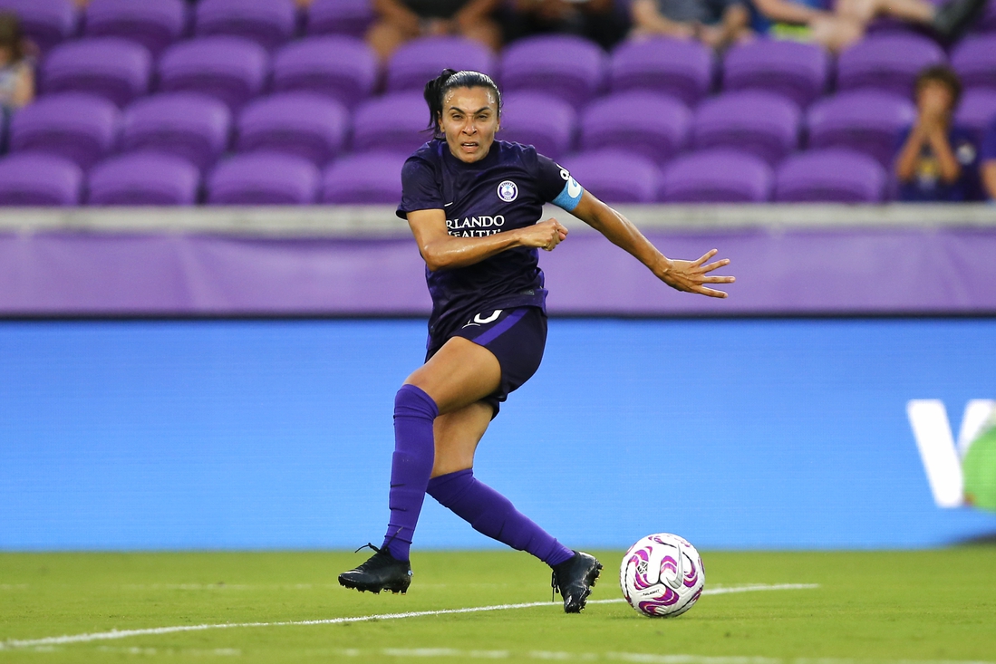 Top teams collide as Pride, Spirit battle for NWSL title - Field Level ...