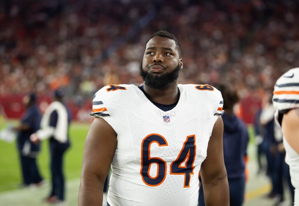 Bears release G Nate Davis - Field Level Media - Professional sports ...