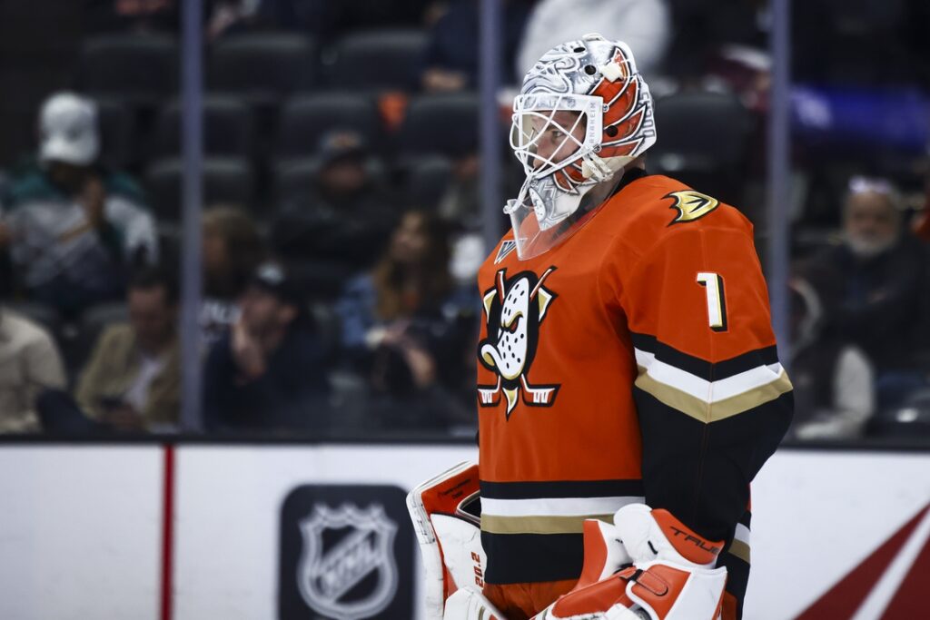 Frustrated Ducks aim to ignite offense vs. Blue Jackets - Field Level ...