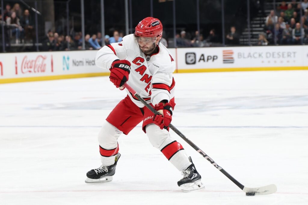 NHL roundup: Karel Vejmelka makes 49 saves in Utah's win - Field Level ...