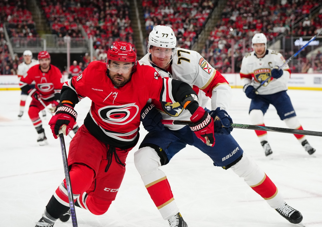 Panthers score 3 times in 3rd to end Hurricanes' home win streak - Field Level Media ...